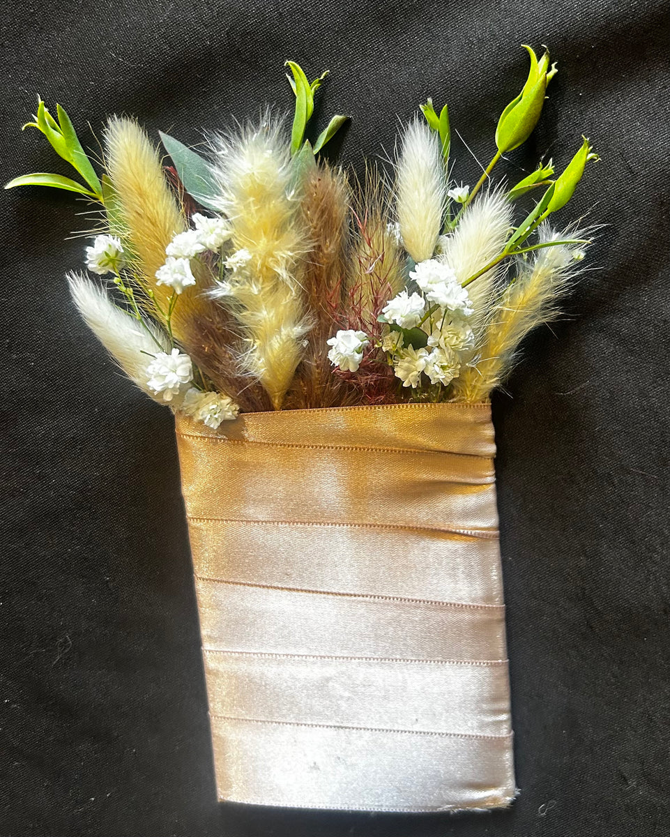 Pocket Boutonniere – Nicola Flora